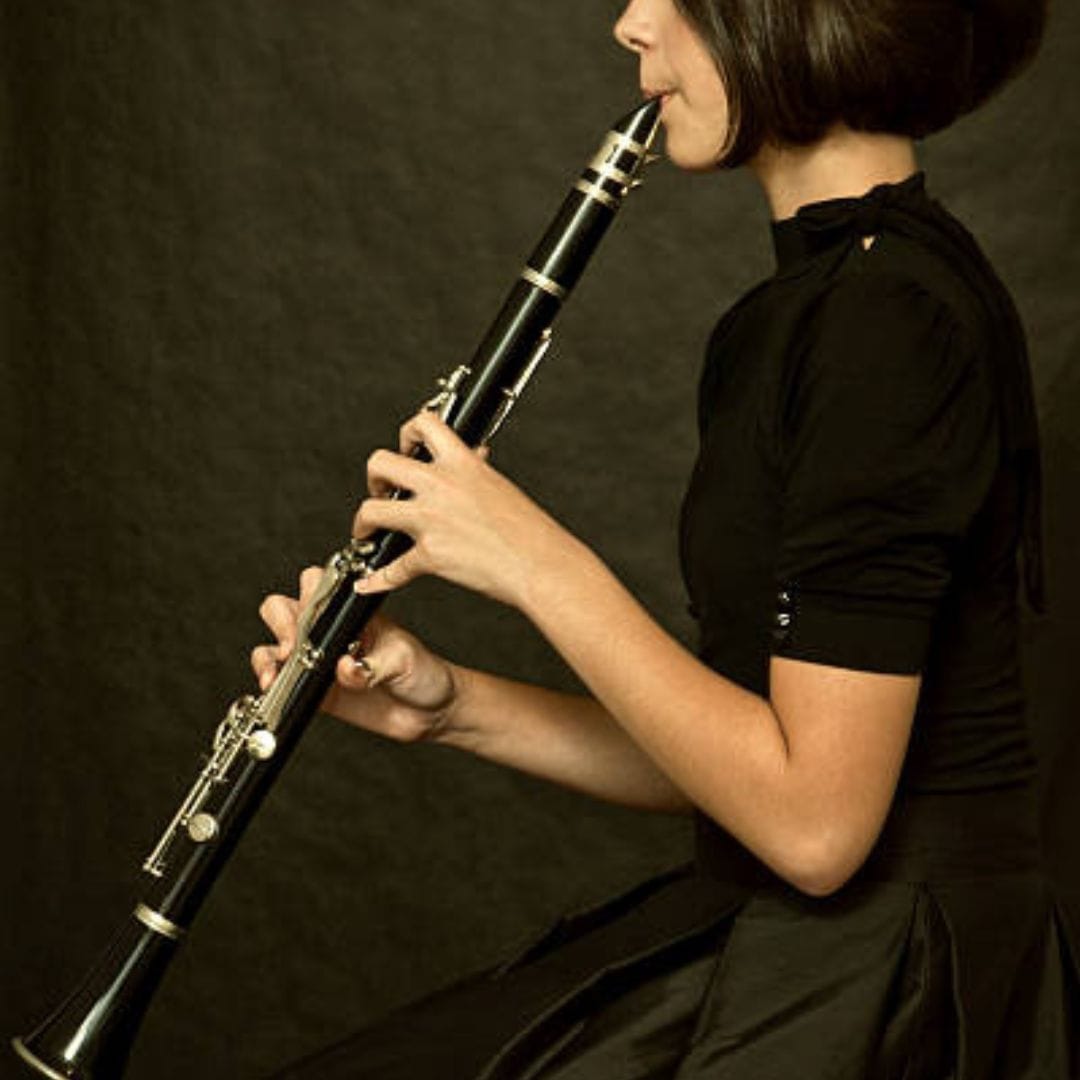 Hire Clarinet Players in Singapore | Bella Entertainment