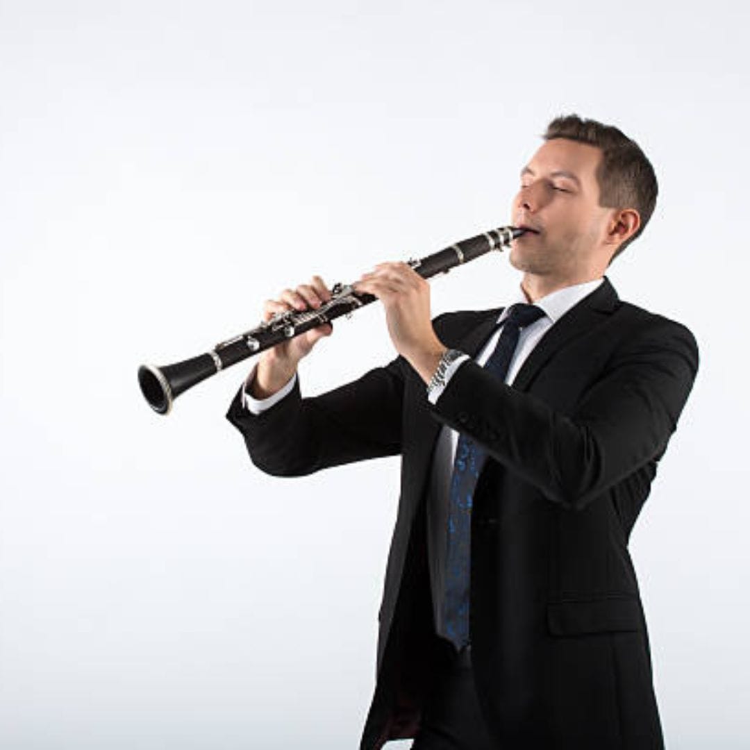 Hire Clarinet Players in Singapore | Bella Entertainment