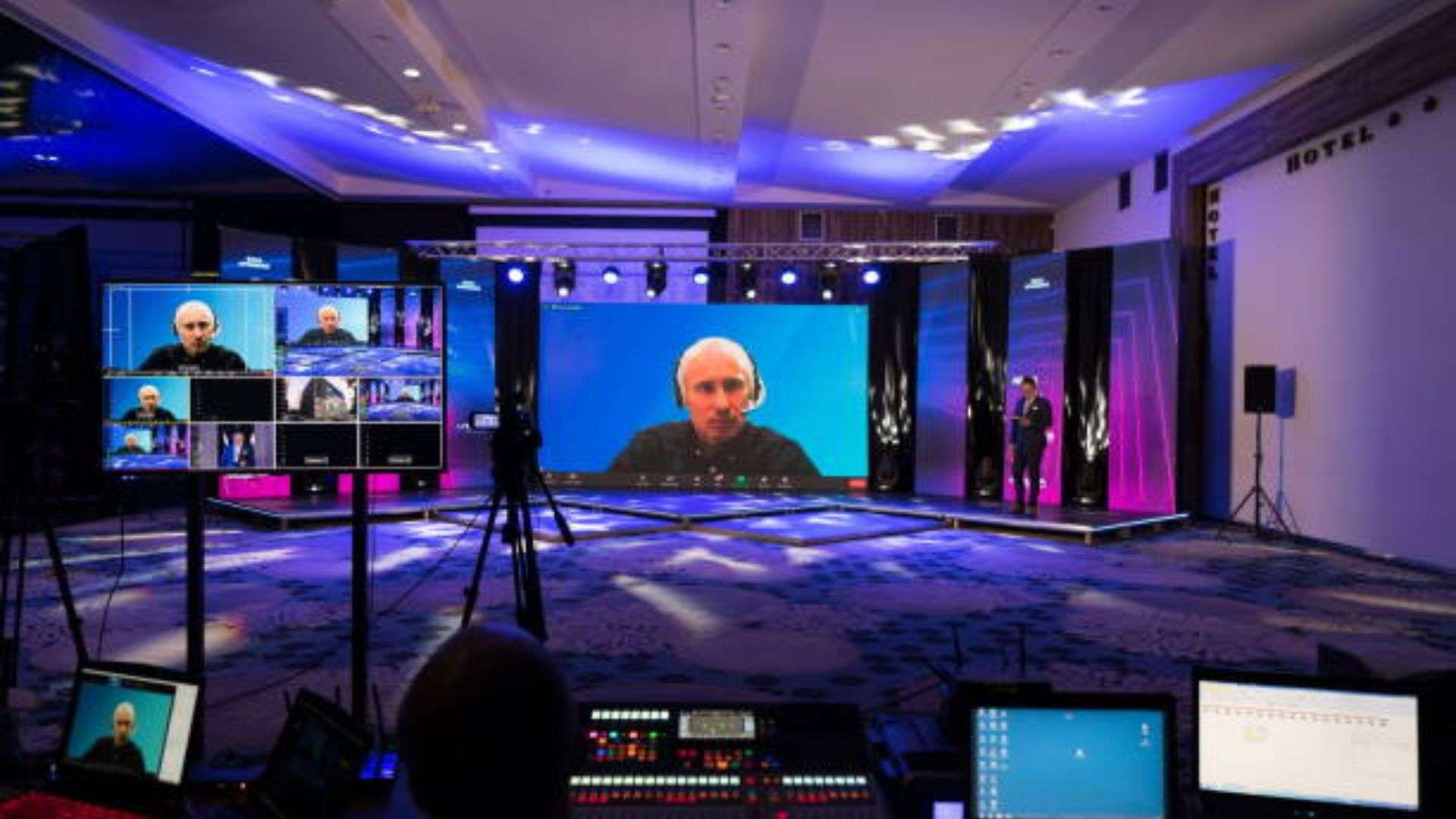 Hire Virtual Team Bonding Activities in Singapore!