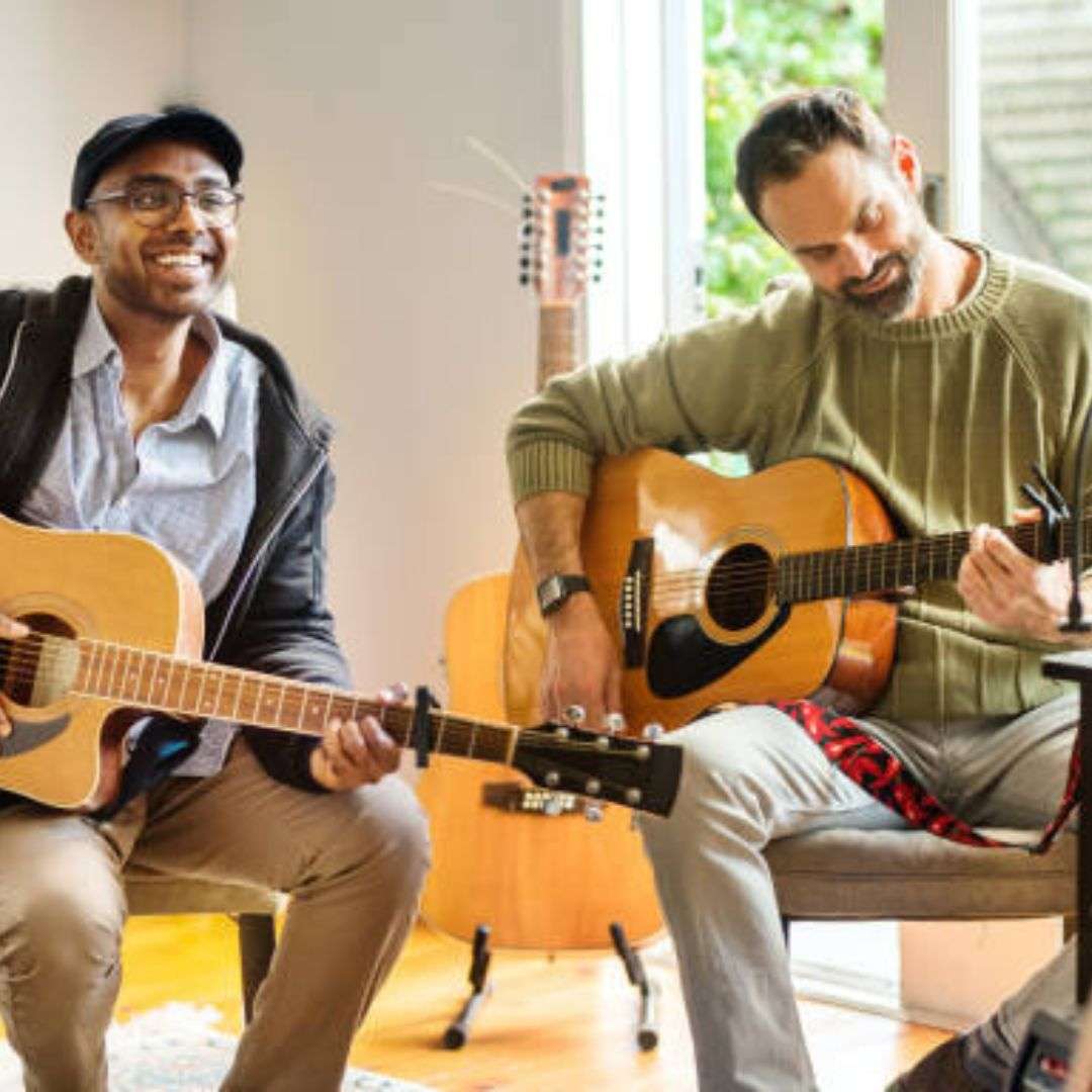 Singapore Acoustic Duo for Hire | Bella Entertainment