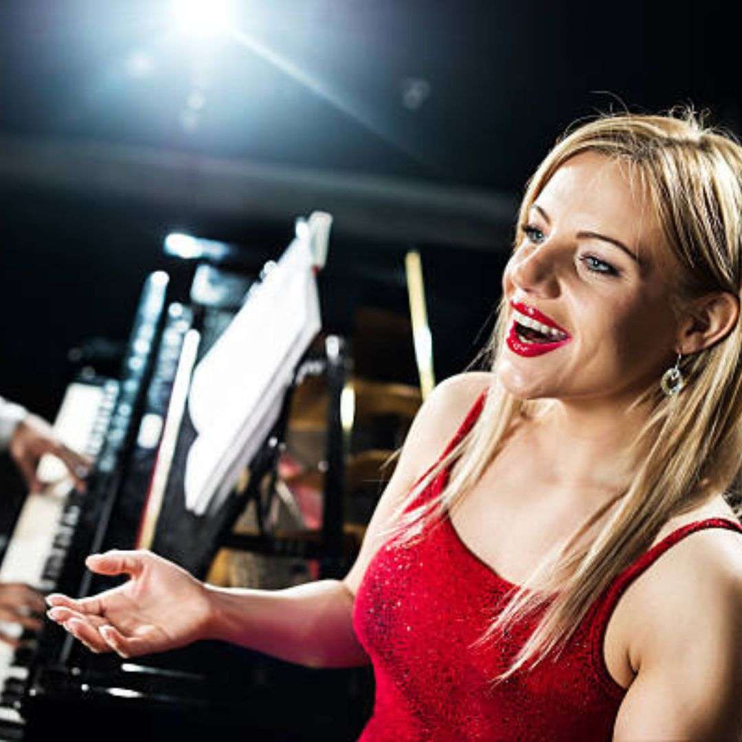 Hire Opera Singers in Singapore | Bella Entertainment