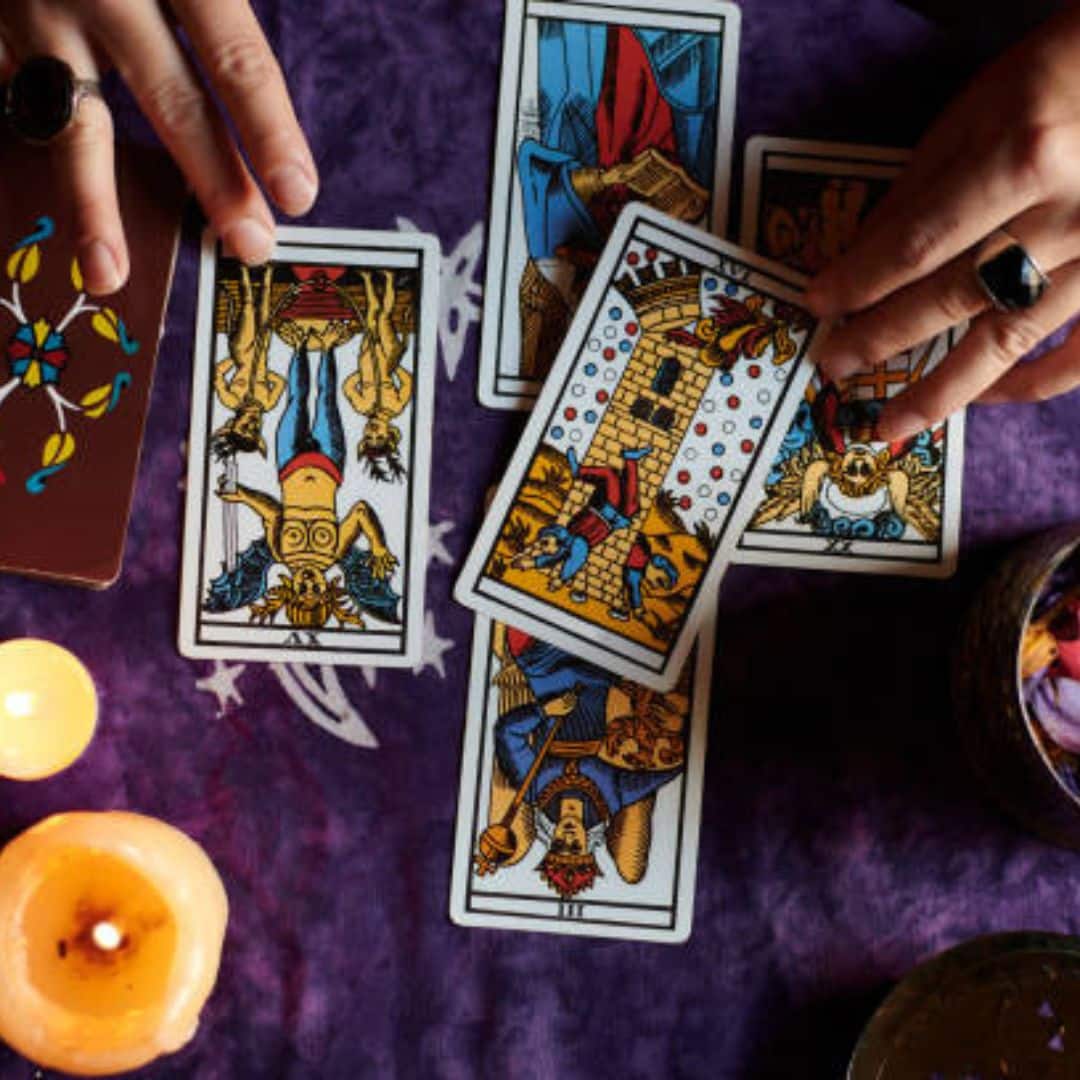 Book a Professional Tarot Reader in Singapore for Your Event